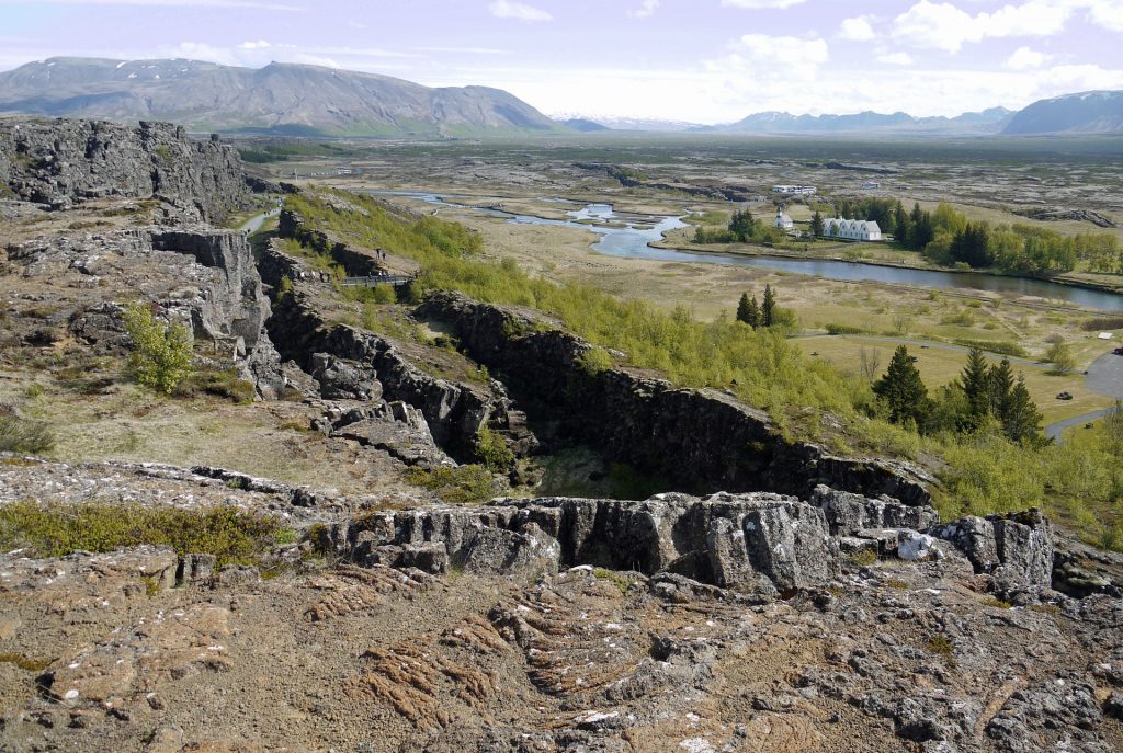 Hierarchy In The Viking Age: The Social Classes Of The Norsemen
