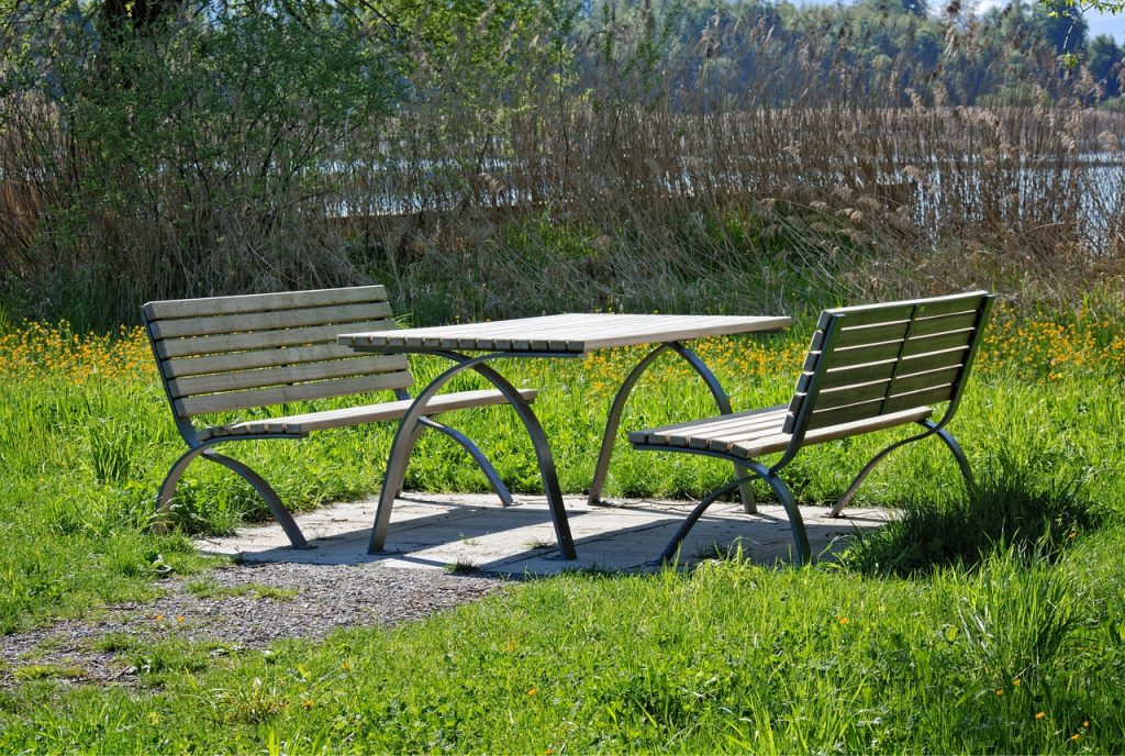 Creating Comfortable and Stylish Gathering Spaces