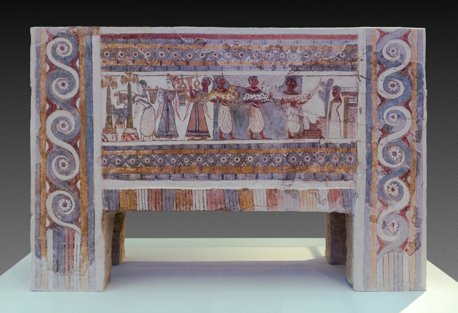 A Brief Introduction Into Minoan Art